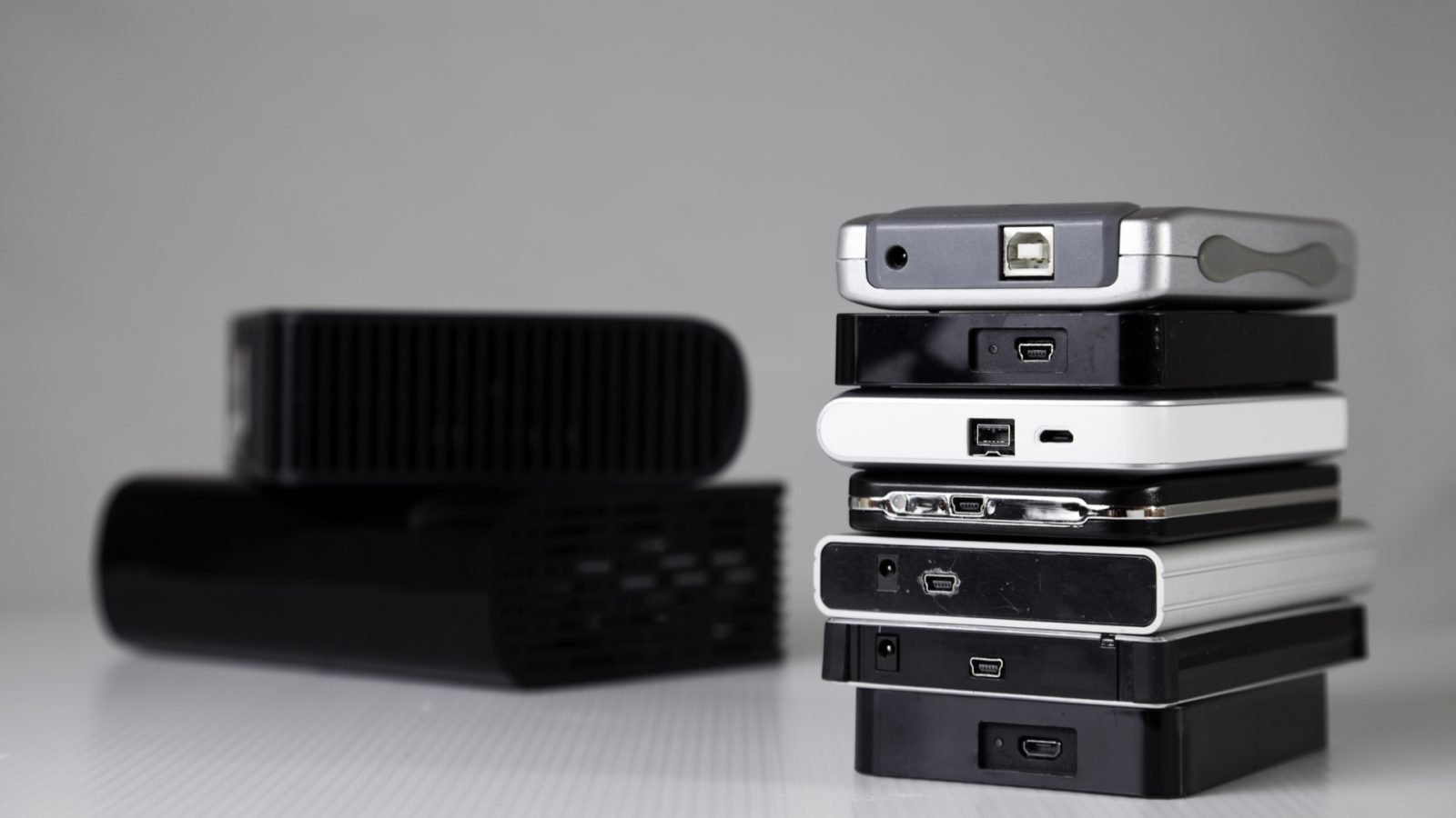 7 Best External Hard Drives for PS4 (Gamer's Guide 2025)