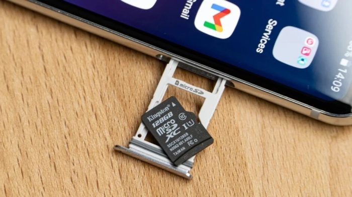 10 Best SD Cards for Samsung A13 (Up to 1TB)